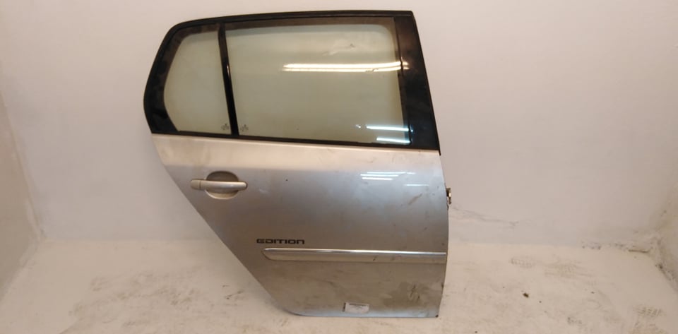 VW GOLF V 2004-2008 ΠΟΡΤΑ ΠΙΣΩ ΔΕΞΙΑ - Partscoop - Ανταλλακτικά αυτοκινήτων