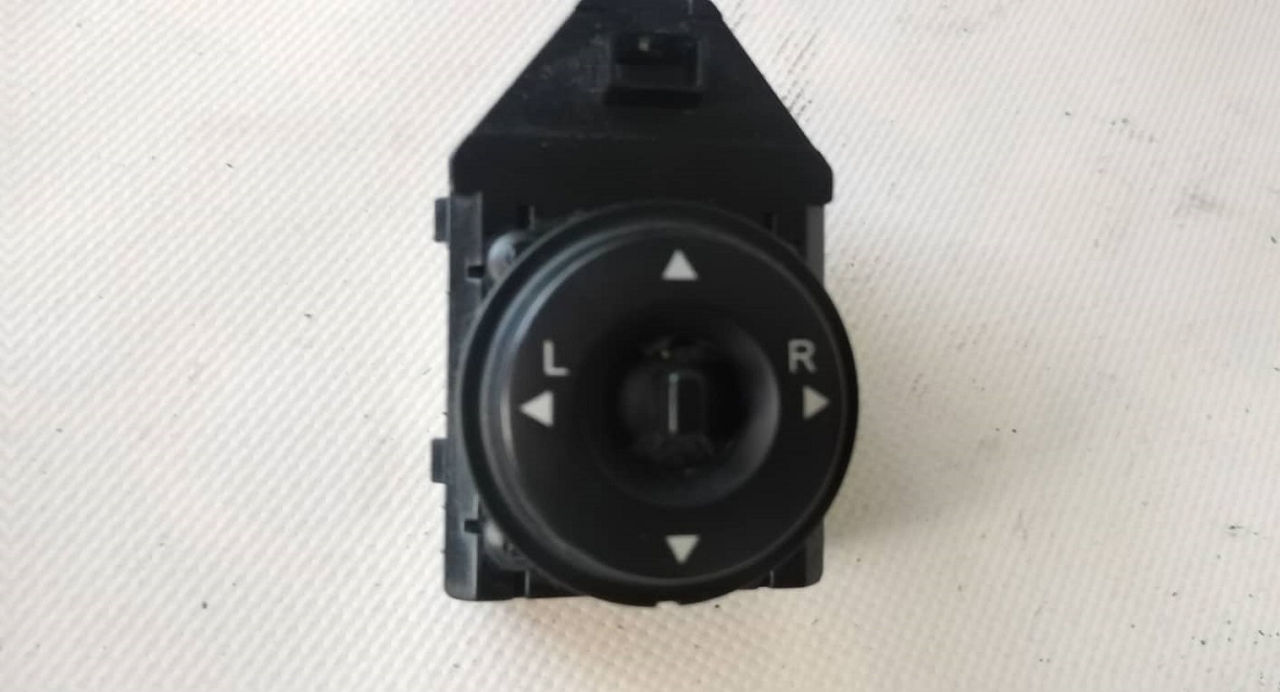 KIA CEED 3D 2007-2010, 2010-2013 ΔΙΑΚΟΠΤΗΣ ΚΑΘΡΕΠΤΩΝ 457480 - Partscoop ...